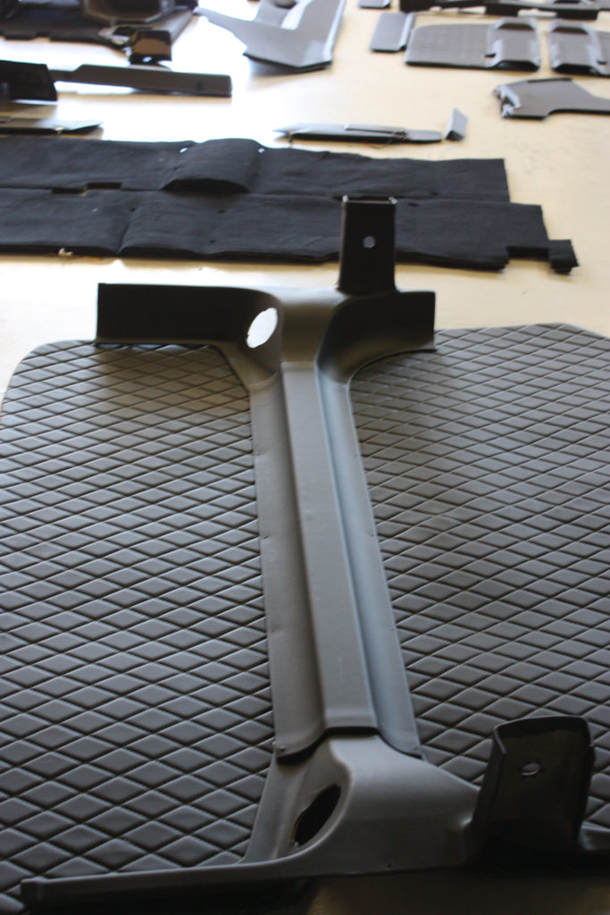 Hummer H1 Luxury Interior - Front Overhead Console (Hard Top) – Hummercore